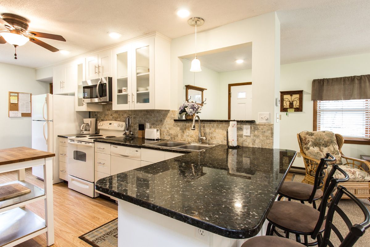 BONES - Katama Vacation Rental